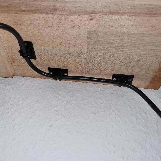 Make of Minimalistic Zip Tie Under Desk Cable Organizer by Dayrusher ...