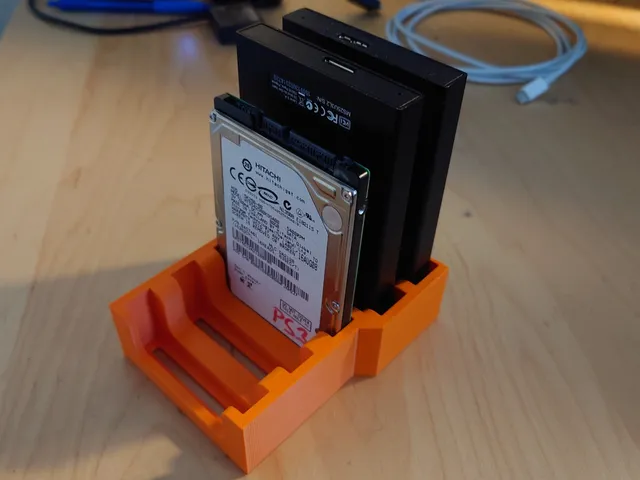 HDD 2.5" Storage + 2x Extern 16mm by Johination | Download free STL ...