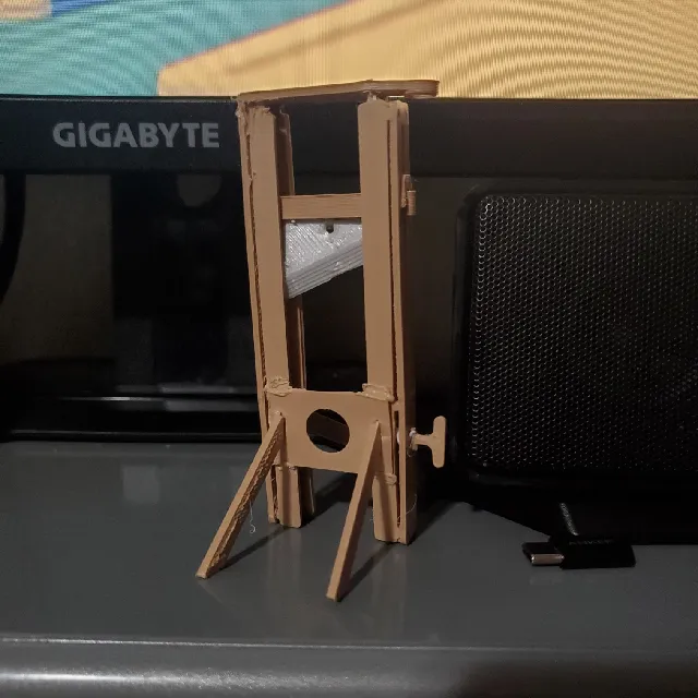 Make of DIY miniature Guillotine kit card model by lizard_e_ | Download ...