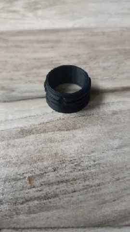 PET bottle PCO28 1810 thread standard models by steffanders | Download ...