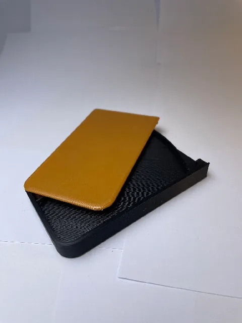 Make of 3D Printed "Smart" Wallet (Updated for M3 Bolts) by Jáchym Žák ...
