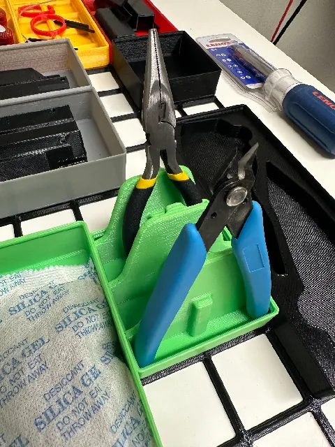 Make of Improved mini nipper Gridfinity holder by charlescho | Download ...