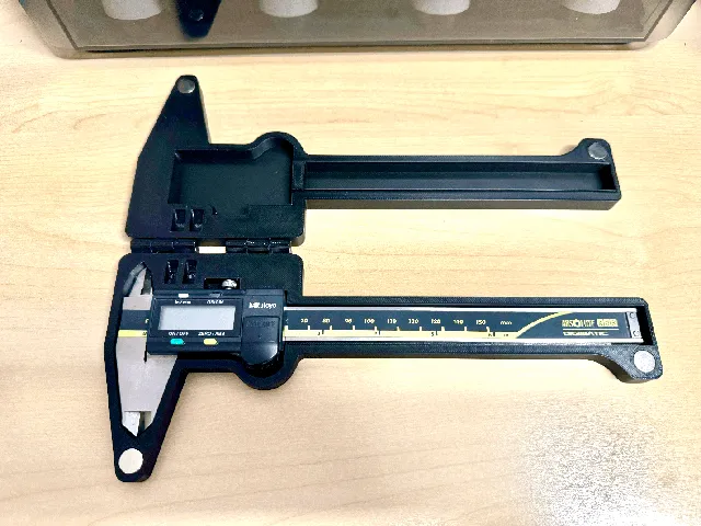 Make of Digital Caliper Case Mitutoyo by Alexander Schäfer | Download ...