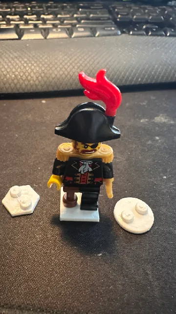 Make of LEGO Minifigure Base (Stands) + Wall Mount by rob garcia ...