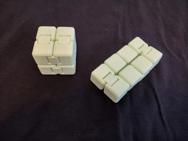 Make of Yet Another Fidget Infinity Cube v2 by Paw Prints | Download ...