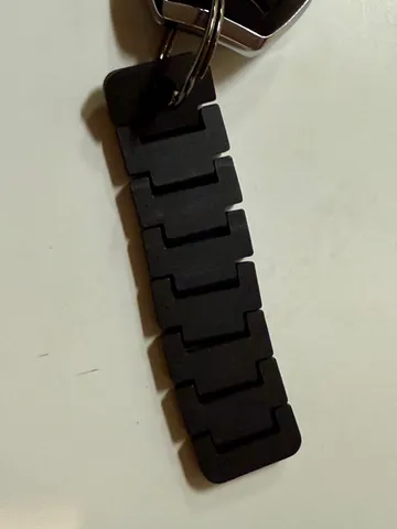 Sleek Articulated Flexi Keychain by TorusKnot | Download free STL model ...