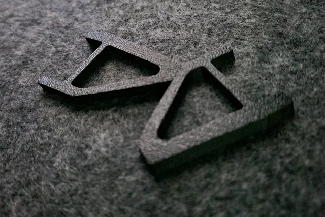 PS5 SLIM REPLACEMENT FEET by DEADBEATDOOM | Download free STL model ...