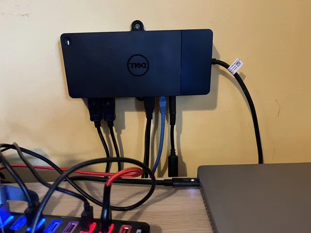 Dock Mount for Dell WD19 by testudor | Download free STL model ...