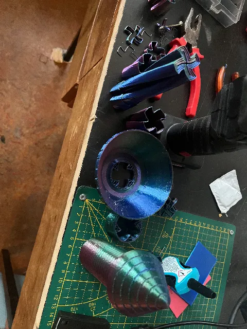 Make of Collapsing Drill Sword (Print-in-Place) by jippejo | Download ...