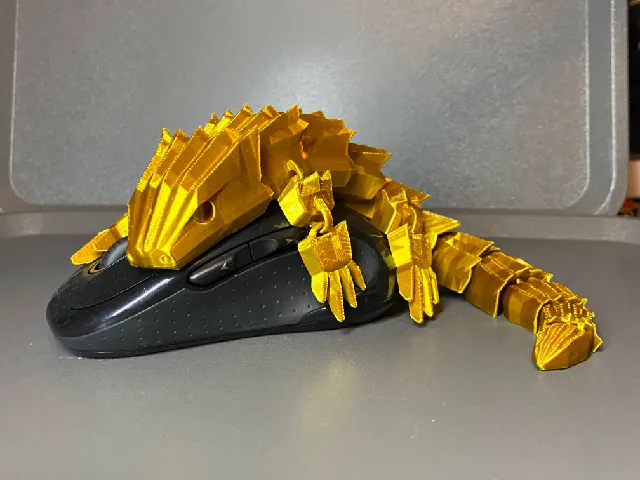 Make of Armadillo Lizard - Articulated by Sconnie Makes | Download free ...