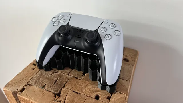 hexagonal controller stand playstation 5 by Jloebsack | Download free ...
