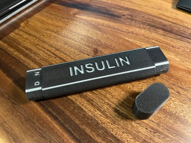 Insulin Box Two CZ/EN by Kamínek | Download free STL model | Printables.com