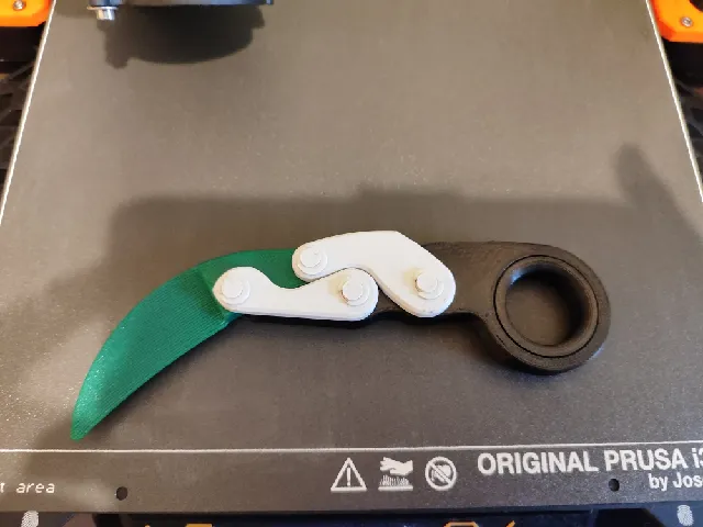 Folding Karambit Knife Fidget Toy by ShelbyGTSS67 | Download free STL ...