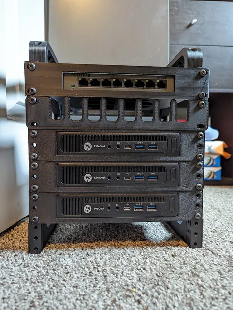 Make of Fully printable half-width server rack and trays by dewdrop ...