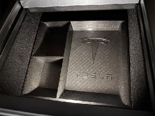 Tesla Model Y Juniper 2025 center console tray by KimRechnagel ...