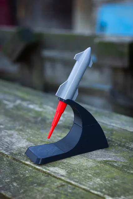 Make of Mini Starship with Collapsible Exhaust Flame by Igotocds ...