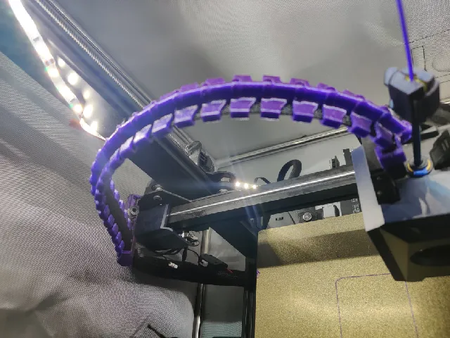 Make of Anycubic "SPINE" Cable Chain for Kobra 2 Series printers ...