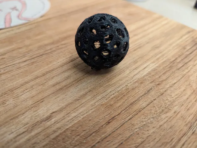 Thick Voronoi Squeeze Ball (TPU test print) by vidision | Download free ...