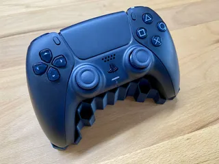 hexagonal controller stand playstation 5 by Jloebsack | Download free ...