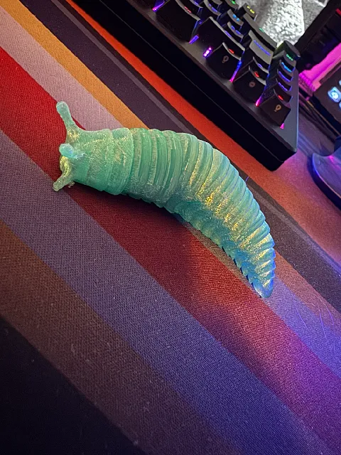 Make of Slug - fully articulated Print-in-Place by MayContainVennom ...