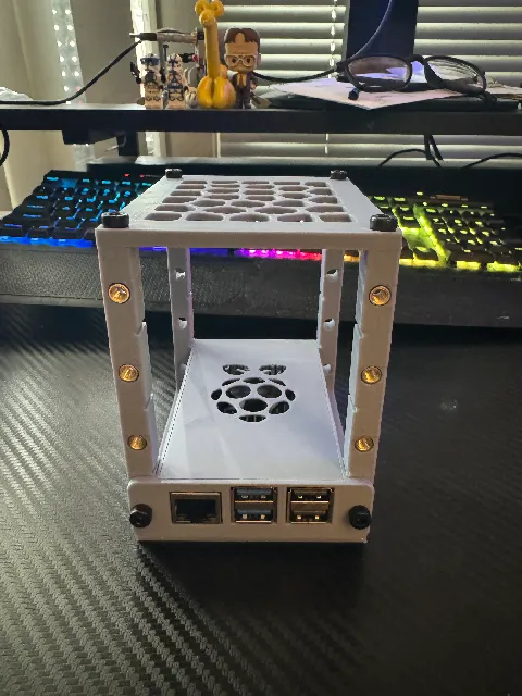 Make of Raspberry Pi 4 & 5 Mini Server Rack Case by Michael | Download ...