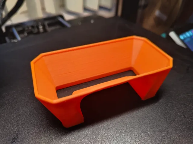 PolyDryer Desiccant Funnel by EDGE_OF_3D | Download free STL model ...