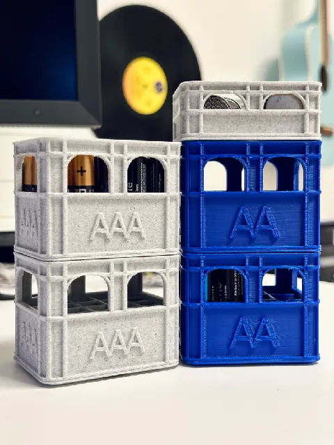 Make of Stackable & labeled beer crate for batteries by s7emar ...