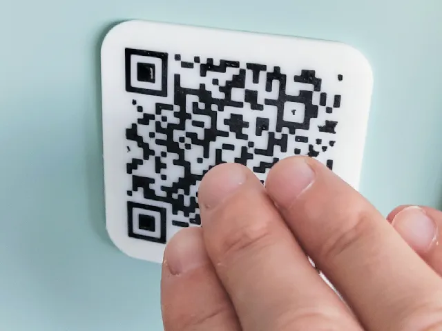 Make of Easy and Customizable QR Code Plaques/Fridge Magnet for WiFi ...