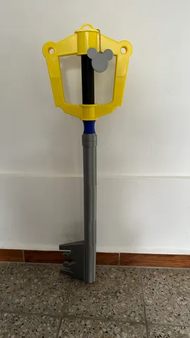 Kingdom Keyblade (Sora's Keyblade) - Kingdom Hearts - Cosplay Prop by ...