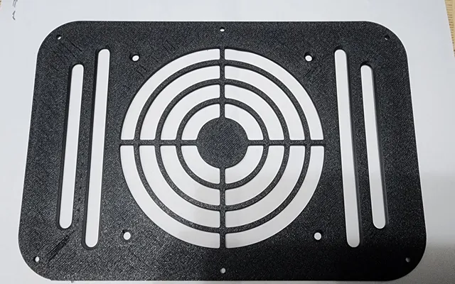 Qidi Plus 4 Rear Cover with various fan sizes by kruegchen | Download ...