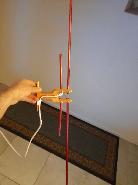 Make of Dipole Antenna Window Mount by Ben | Download free STL model ...