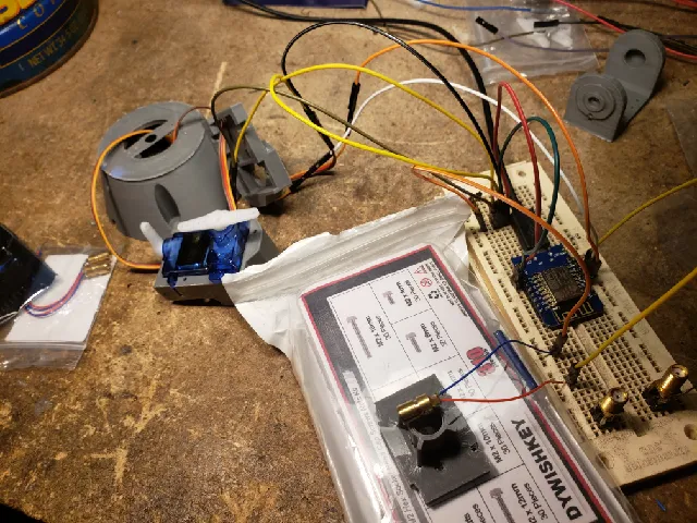 Make of The CatOmater V 1.9 - A Cat automater? Maybe. Ceiling/Wall ...