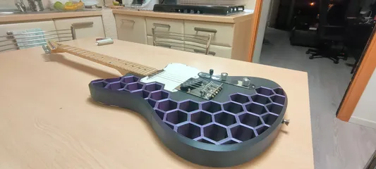 The Prusacaster - a 3D printable guitar von Mikolas Zuza | Kostenloses ...