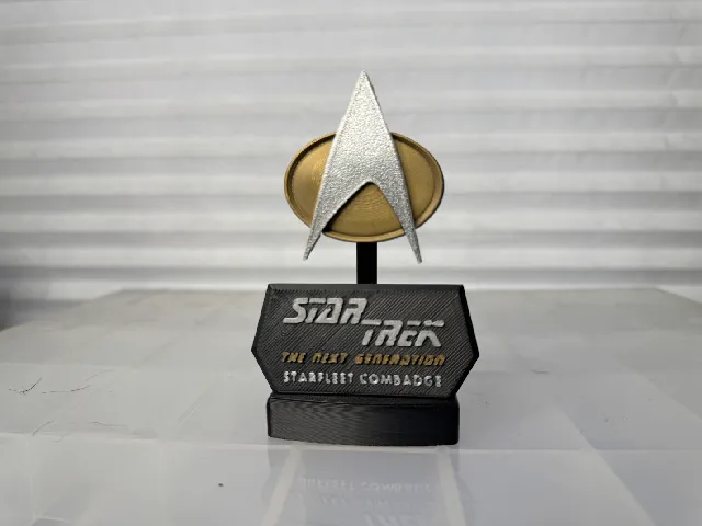 Make of Star Trek: TNG Combadge by Natasha Schell | Download free STL ...