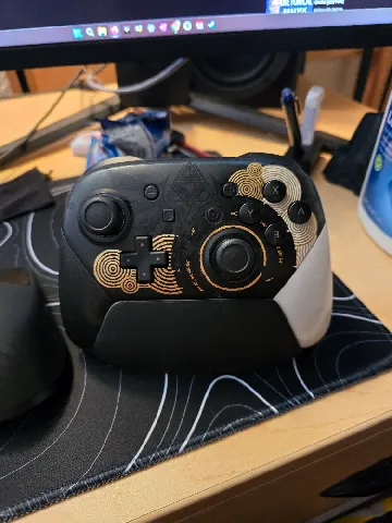 Minimalistic Nintendo Switch Pro Controller Stand by Manabun Lab ...