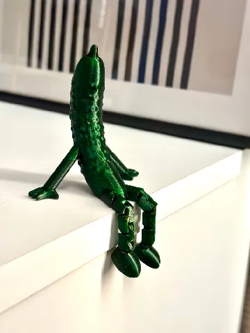 Articulated Pickle Buddy by fifindr | Download free STL model ...