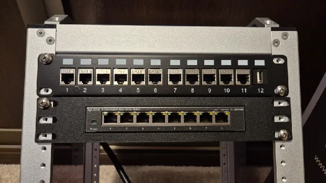 Sturdy 10 inch rack mount for the TL-SG108 consumer network switch by ...