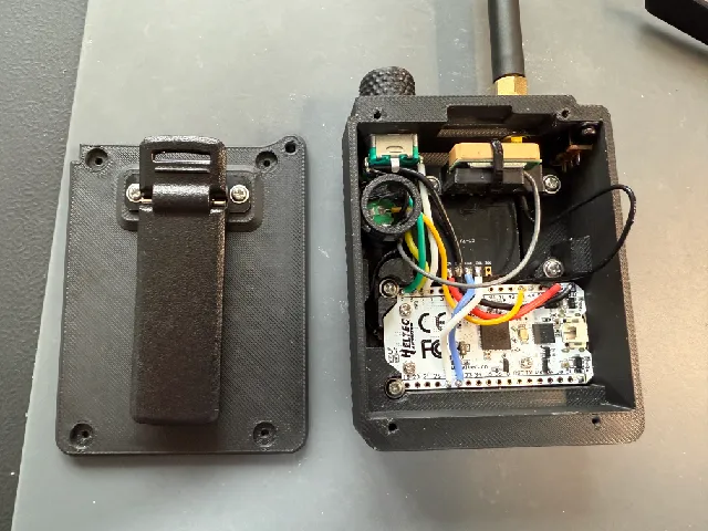 nomadBox - heltec WiFi LoRa 32(V3) case, GPS, BME280, buzzer, rotary ...