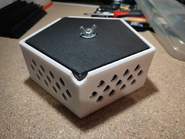 Evil Gift Box - 350 screws! by 3DxDT | Download free STL model ...