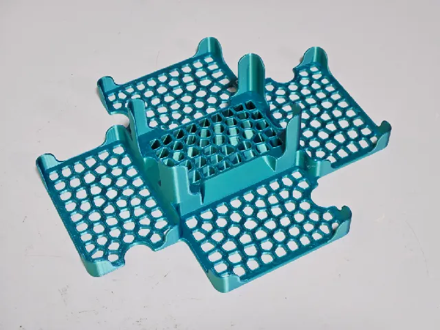 Voronoi Skip-Bo Card Rack by Grandpa 3DPrints | Download free STL model ...