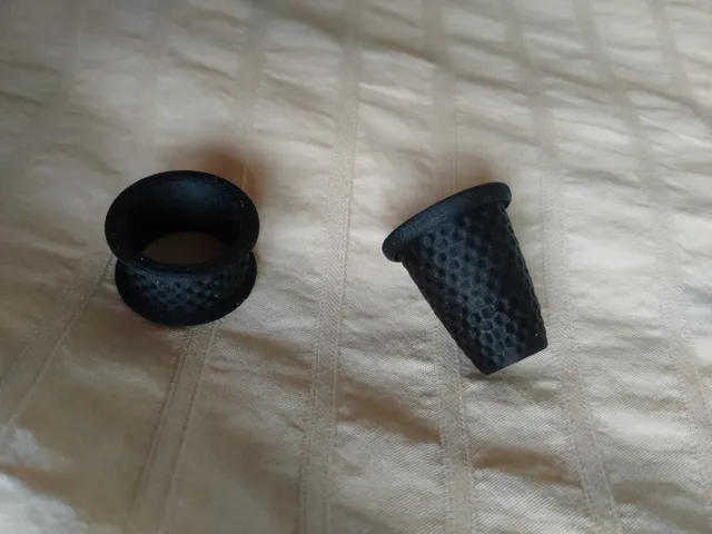 Ergonomic Safe Thimble + Japanese Style Ring Thimble by Niuthon ...