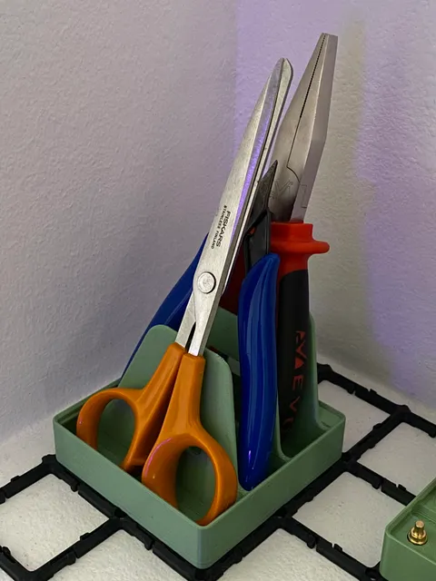 Make of Gridfinity Mini Nipper Holder: 15 Degree Variant by eiga ...