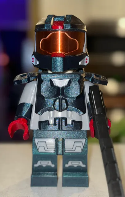 Make of Mega-Sized Lego-like Halo Master Chief Mini-Figure (5:1 Scale ...