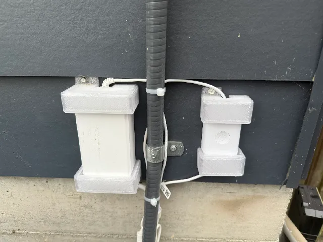 Make of Govee Outdoor Pro Light Power & Switch Brackets by ...