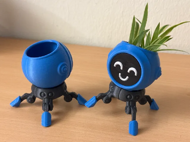 Make of Cosmo - Friendly Desk-Bot by firstgizmo | Download free STL ...