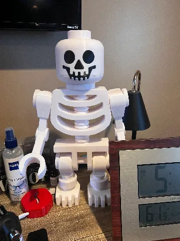 Mega Brick Skeleton (10:1 scale) by Julia Ebert | Download free STL ...