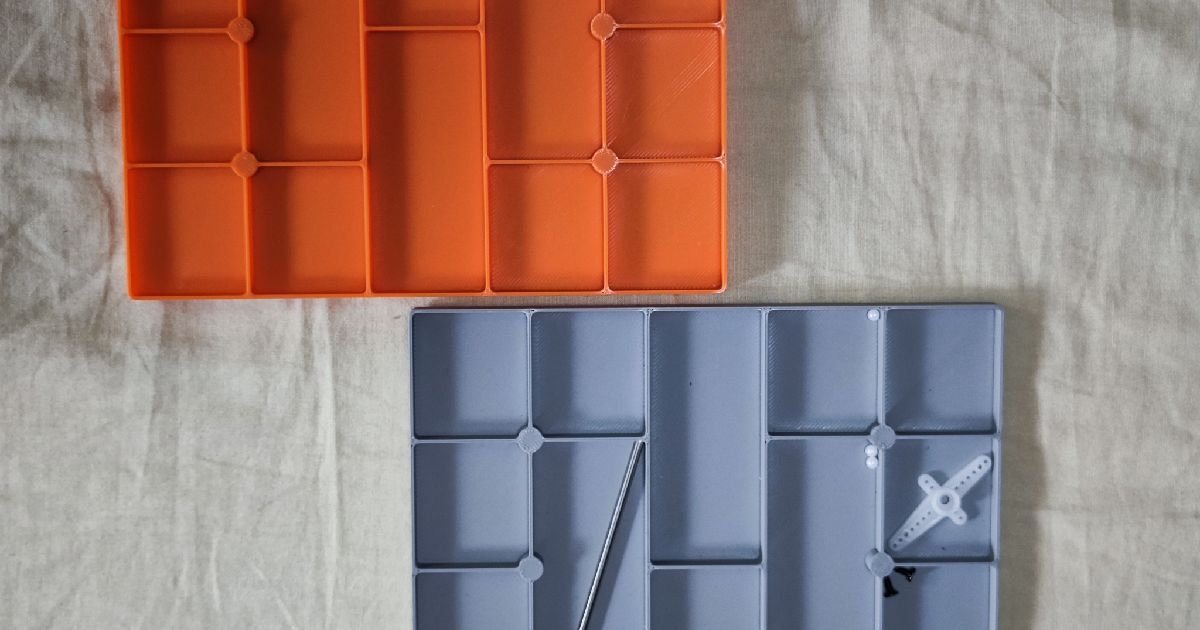 Small parts sorting tray, magnetic stackable by delock | Download free ...