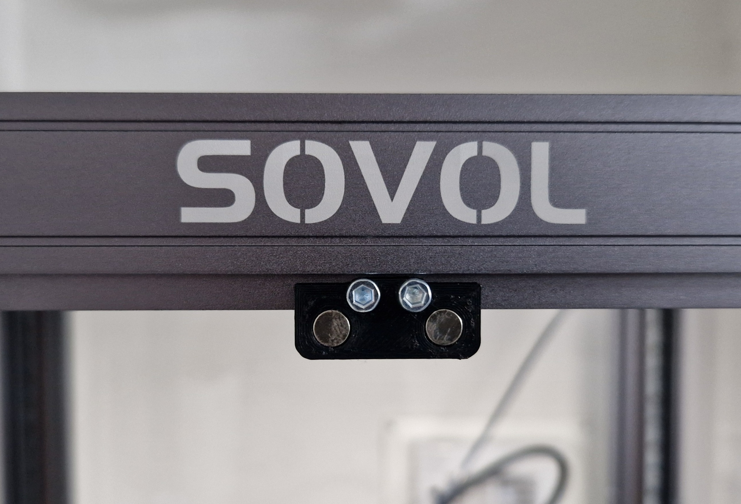 SV08 Enclosure Doors, Hinges, and Magnetic Closures par ...