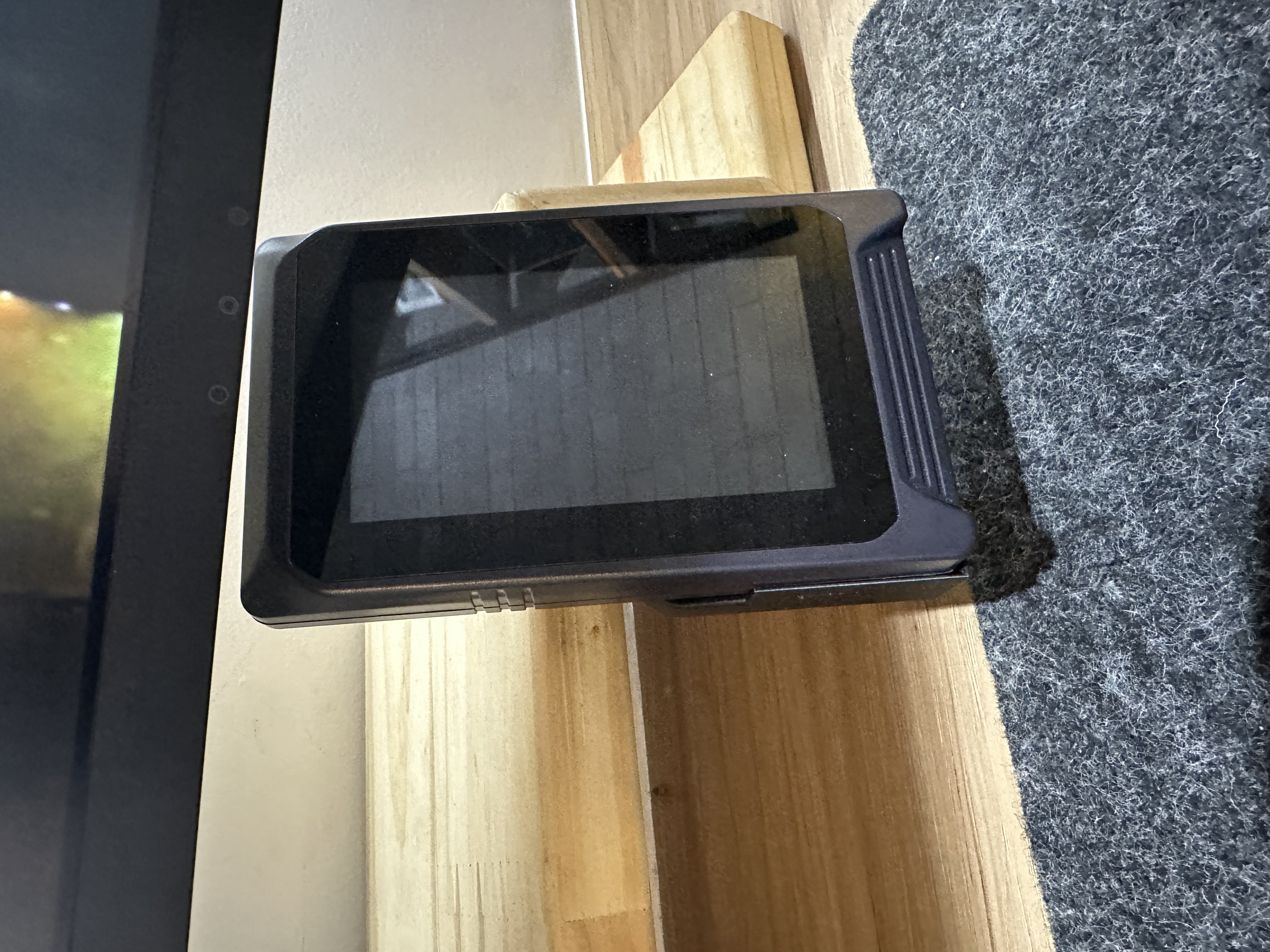 Neptune 4 Pro - Shelf display holder by Endrigo Antonini | Download ...