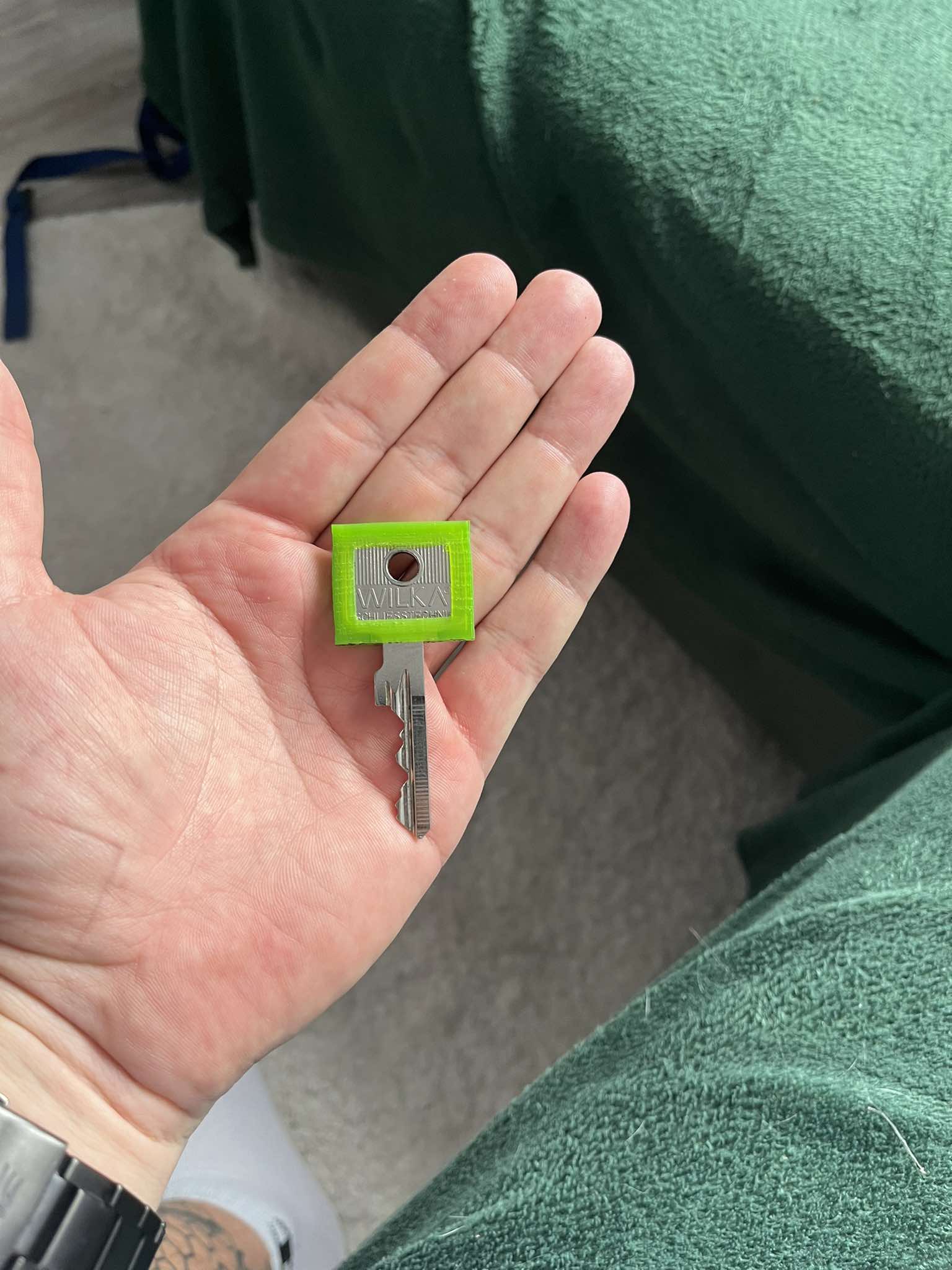 Key Cover by Adrian Lignowski | Download free STL model | Printables.com